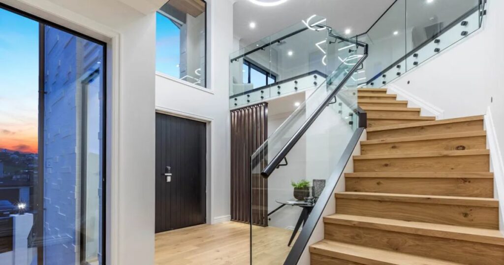 Top Trends in Glass Balustrade Design for Modern Homes - Guestcanpost AU